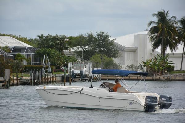 26' World Cat 266LC-2000-Marco Island-100653202