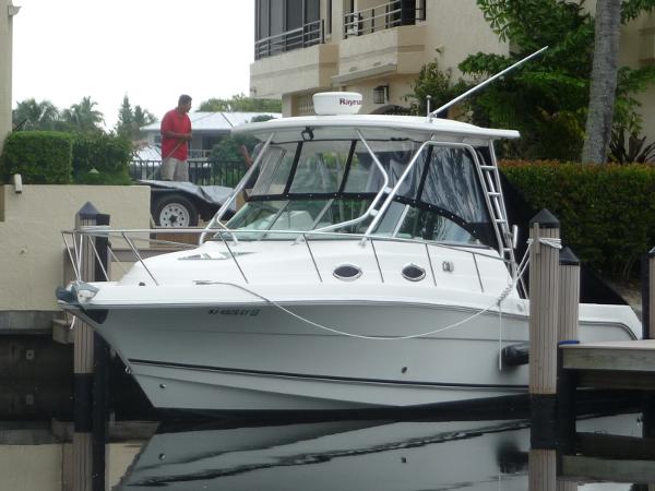 29' Robalo R295 Walkaround-2006-Naples-100716866