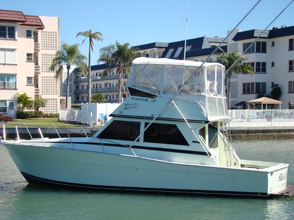 35' Viking Yachts 35 Convertible-1985-St. Petersburg-100731378