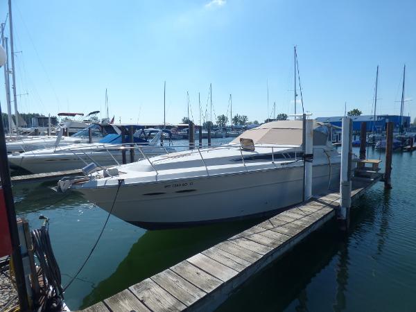 39' Sea Ray 390 Express Cruiser-1988-Harrison Twp-100817707