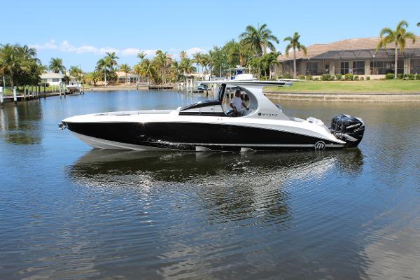 38' Mystic Powerboats M3800-2019-Punta Gorda-100871550