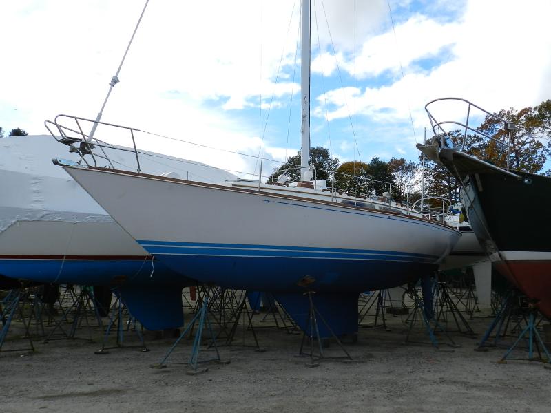 C&C Landfall 1983 for Sale | MarineSource