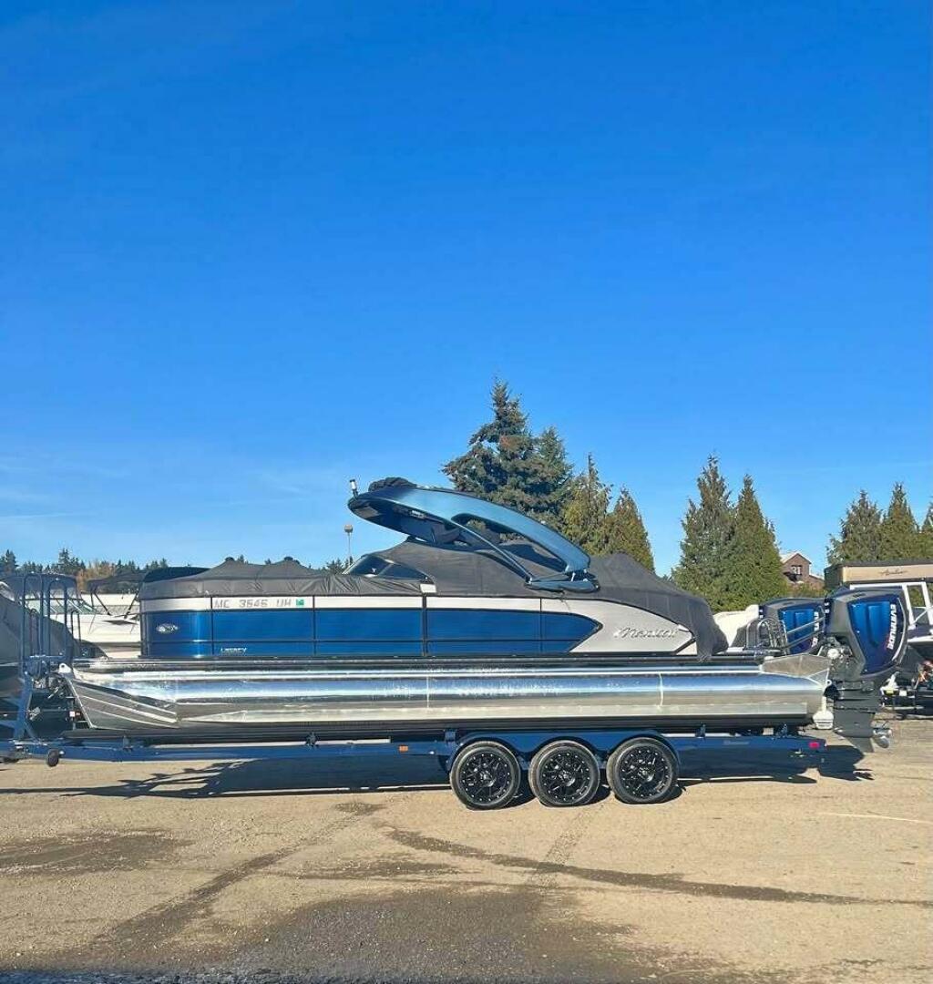 Manitou 25 Legacy LT SRW 2019 - Marine Source