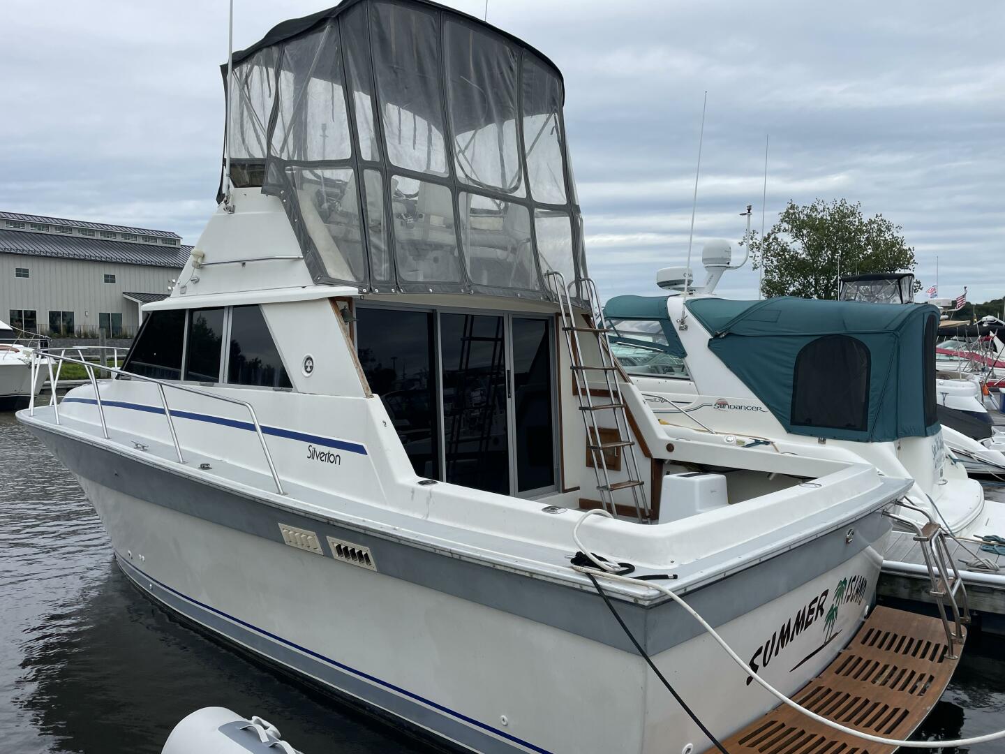 Silverton Convertible 1986 - Marine Source